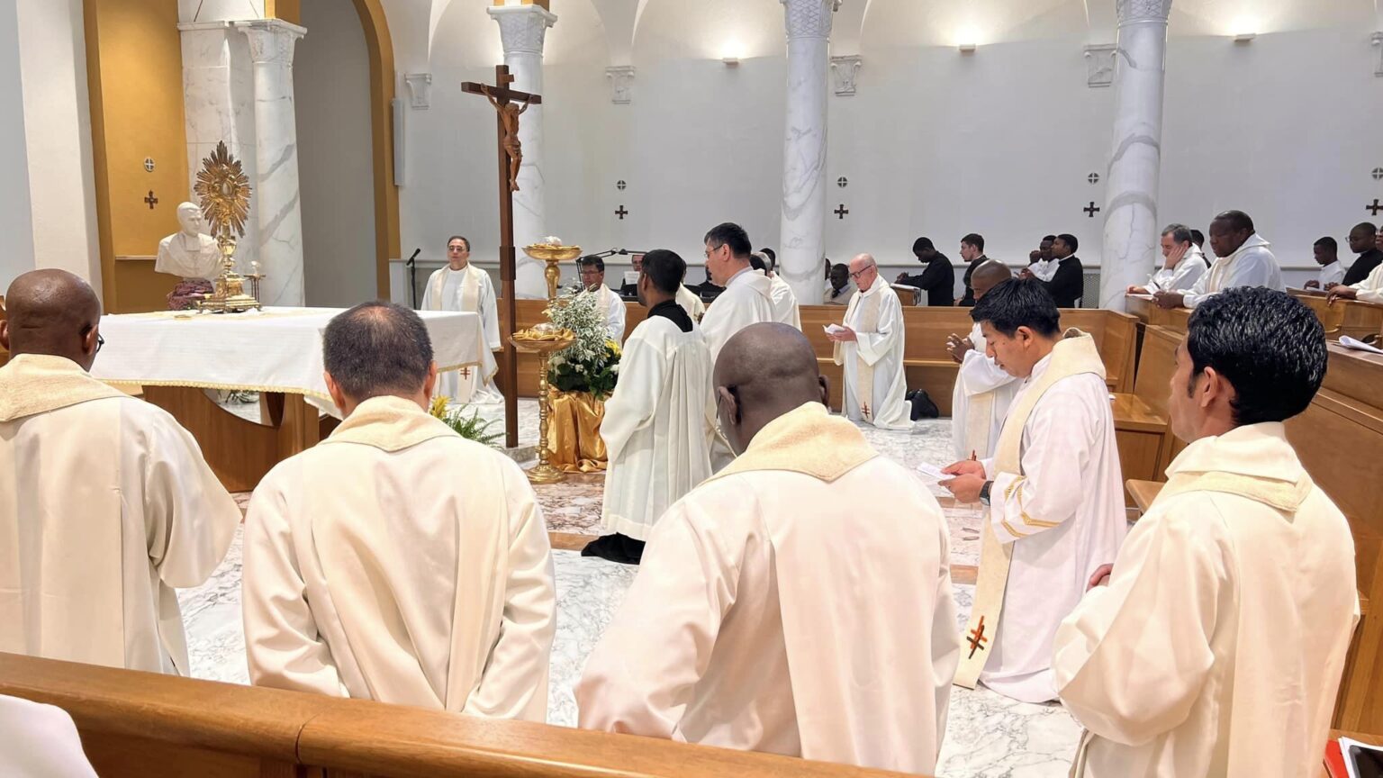 Oblates around the world celebrate the Solemnity of Corpus Christi ...