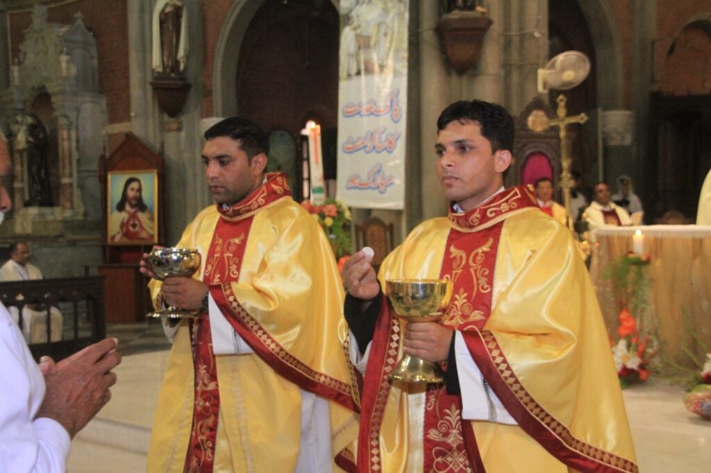Pakistan: Two Oblates Ordained Priests | OMI World