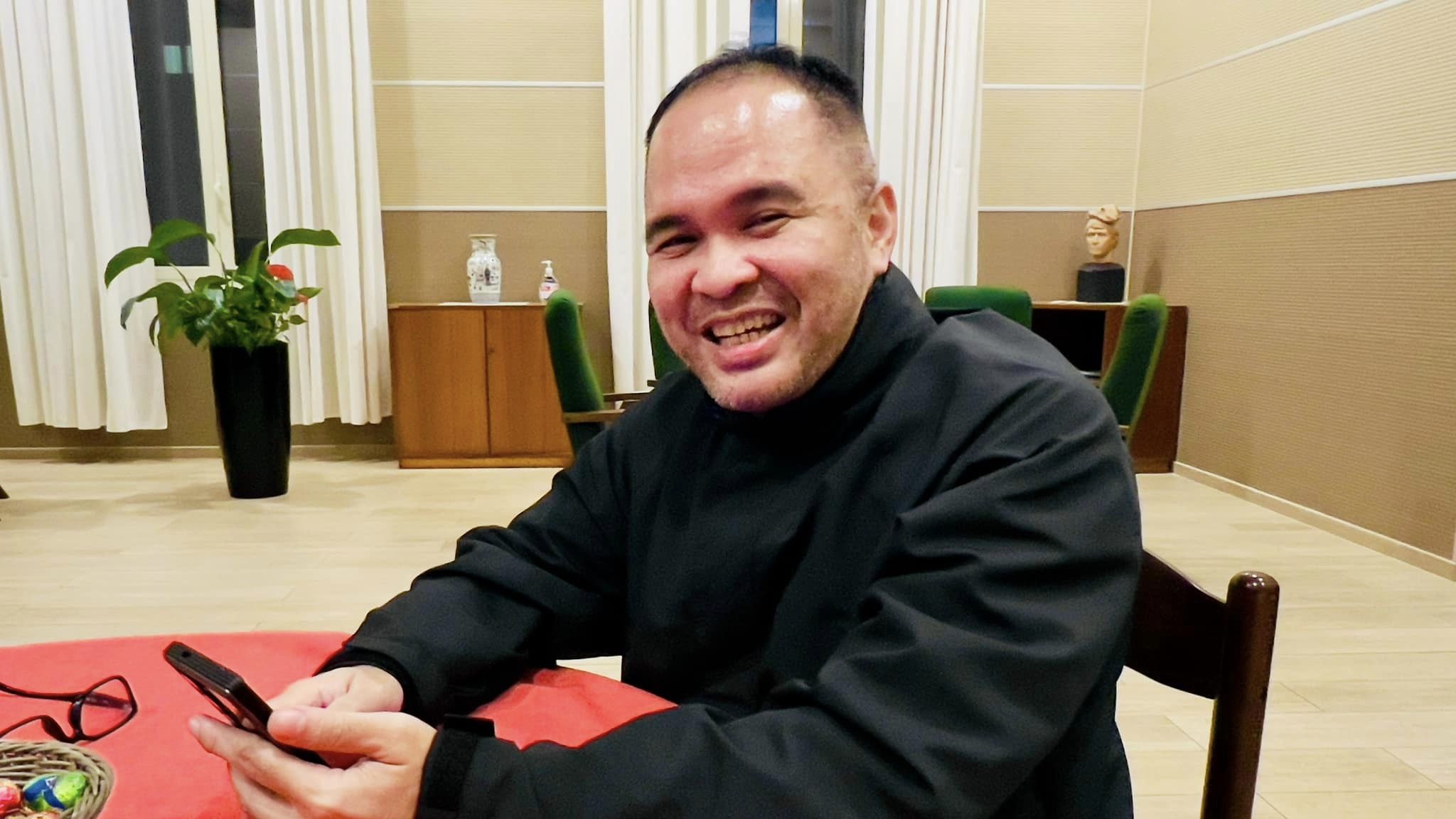 The General House community welcomes Fr. Rodel LOPEZ - OMI World